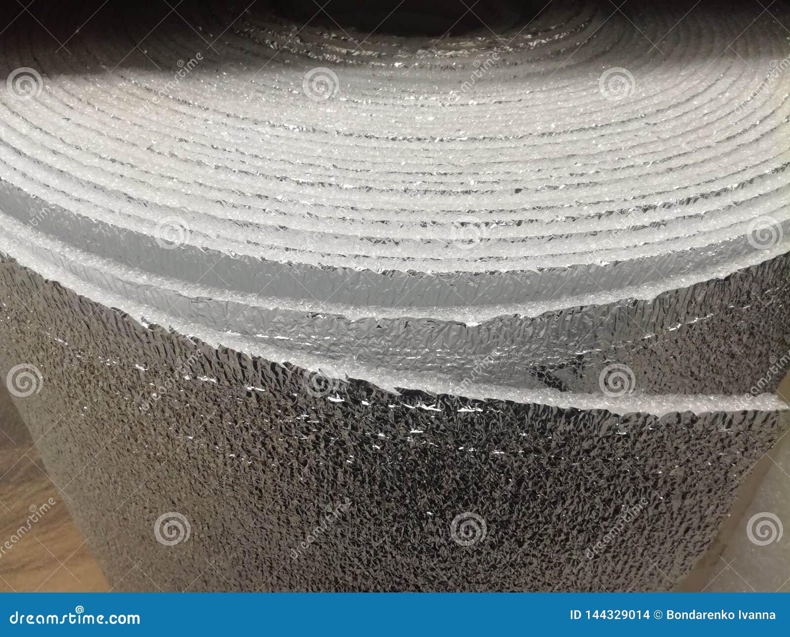 Polyethylene Insulation Isolation Foam with Aluminum Foil in Rolls in ...