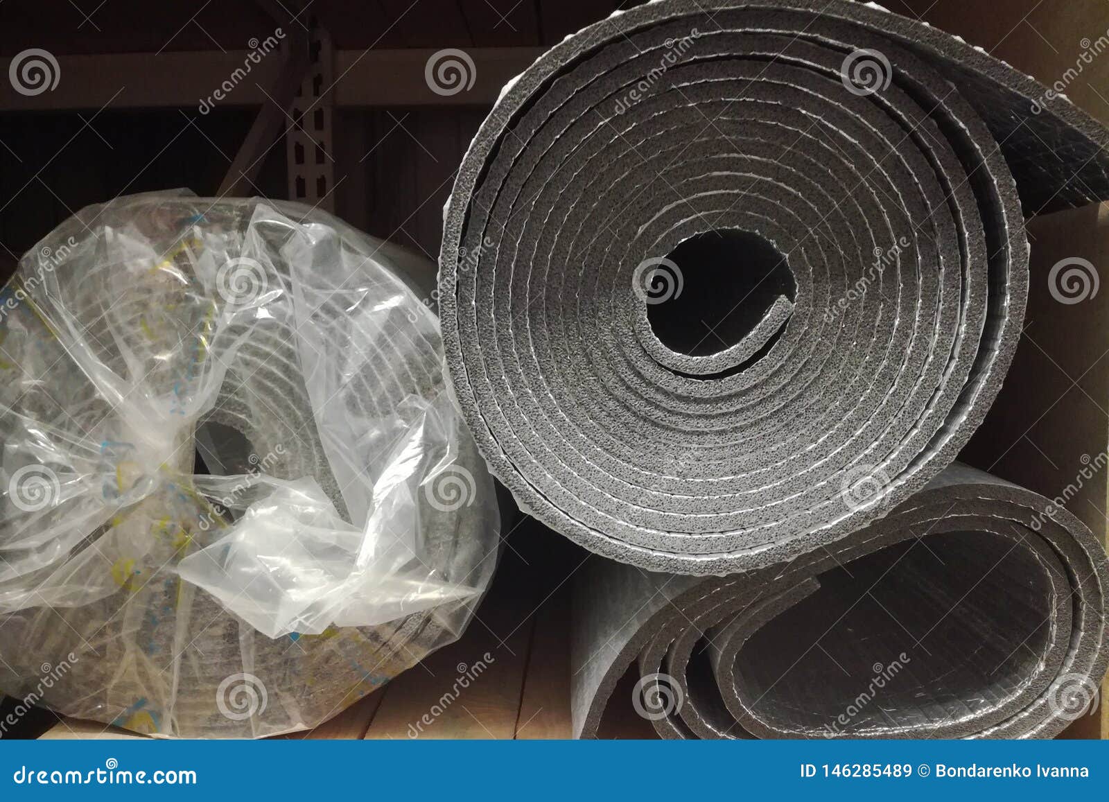 Polyethylene Insulation Isolation Foam with Aluminum Foil in Rolls in ...