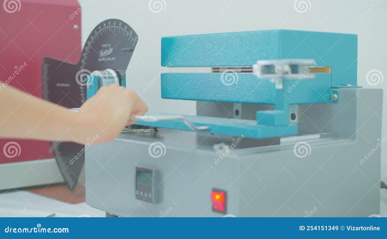 Polymer Thread for Plastic Sack Bags is Installed To Strength Test ...