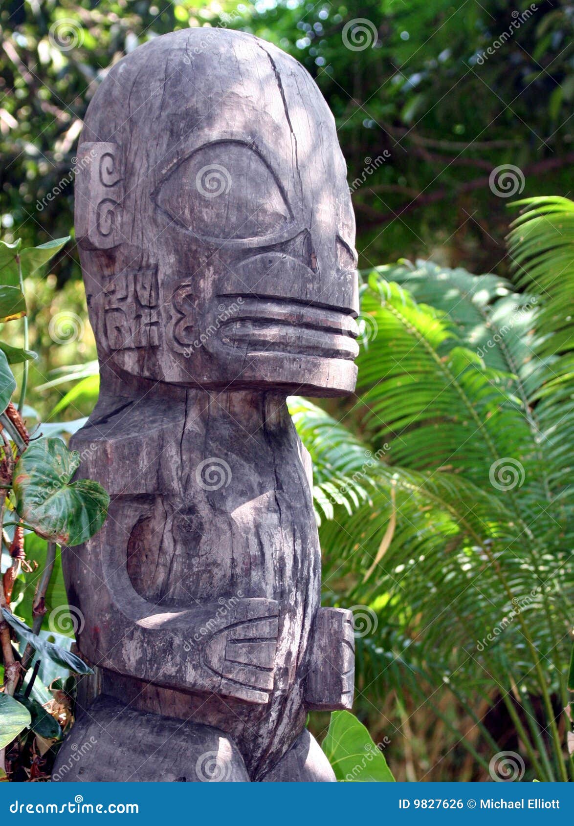 Polynesisches Idol stockfoto. Bild von symbol, statue - 9827626