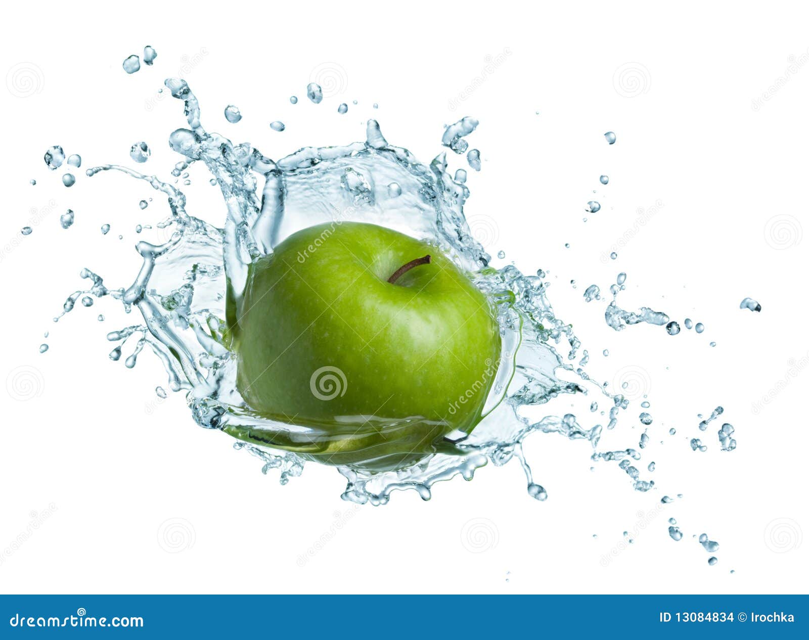 Pomme verte dans l'eau photo stock. Image du famille - 13084834