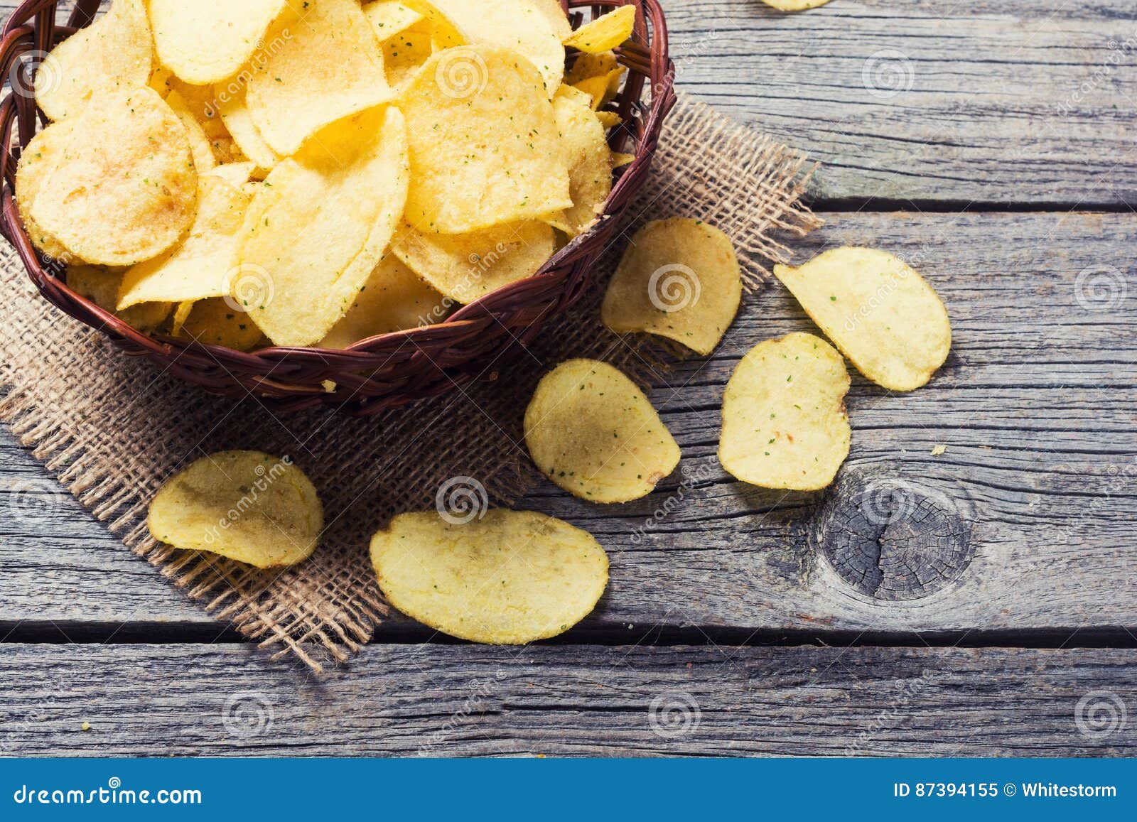 Chips Stock Photos - Download 31,609 Images