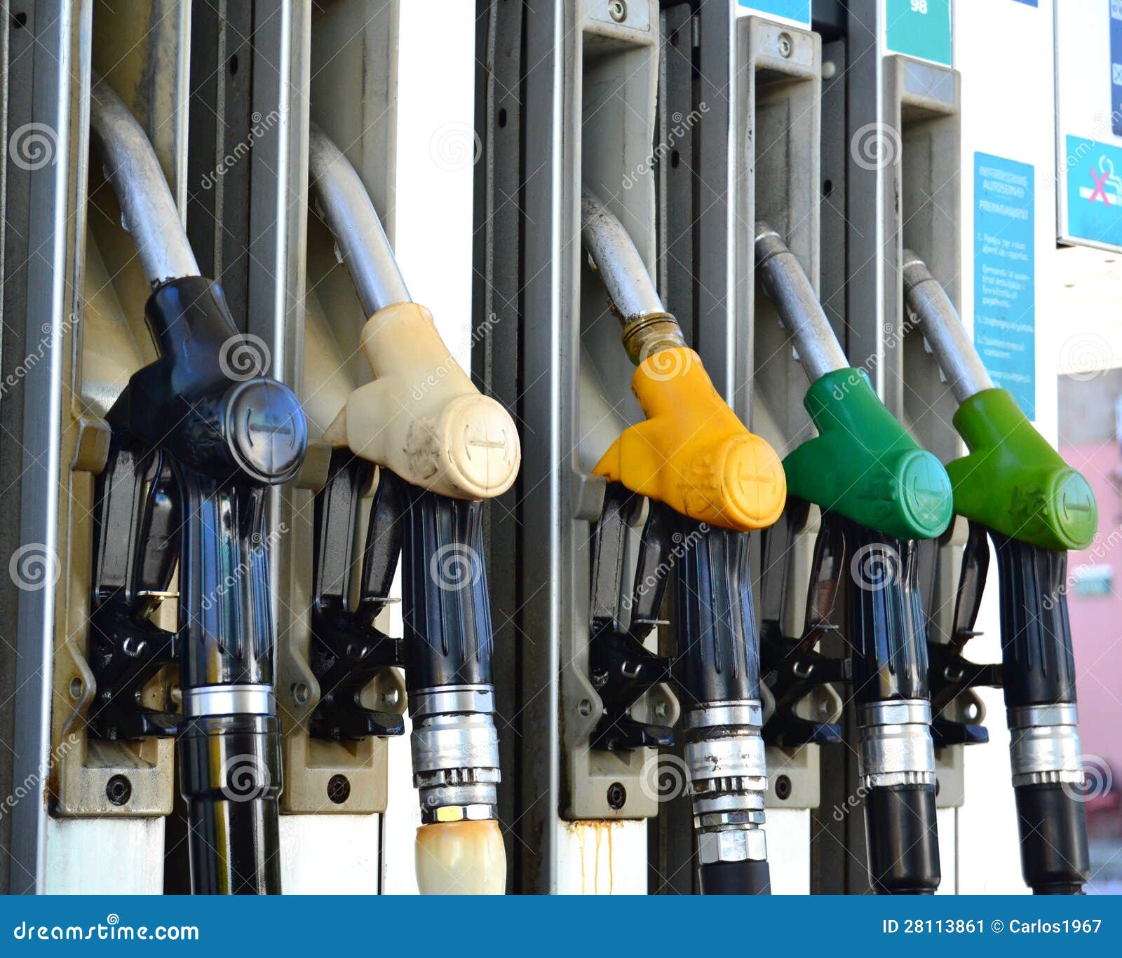 Pompe di benzina immagine stock. Immagine di polpa, tubi - 28113861