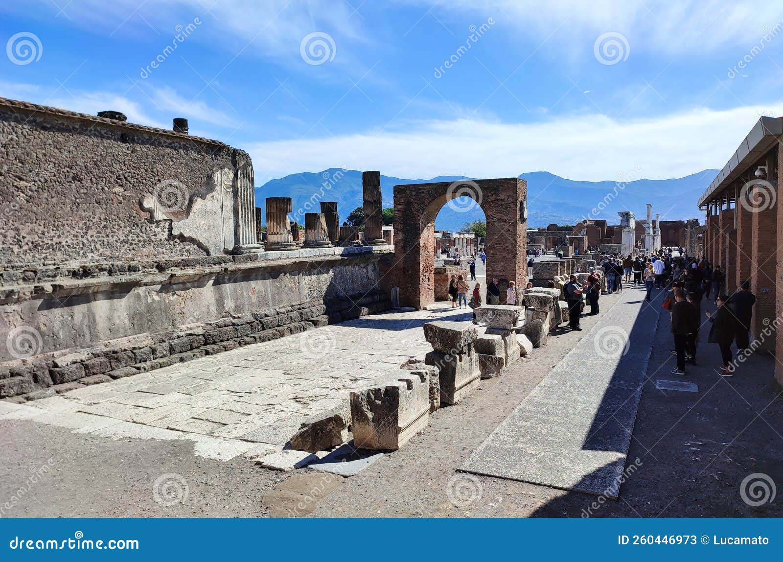 Pompei - Arco Di Augusto in Piazza Del Foro Editorial Stock Photo ... Pompei - Arco Di Augusto in Piazza Del Foro Editorial Stock Photo ...