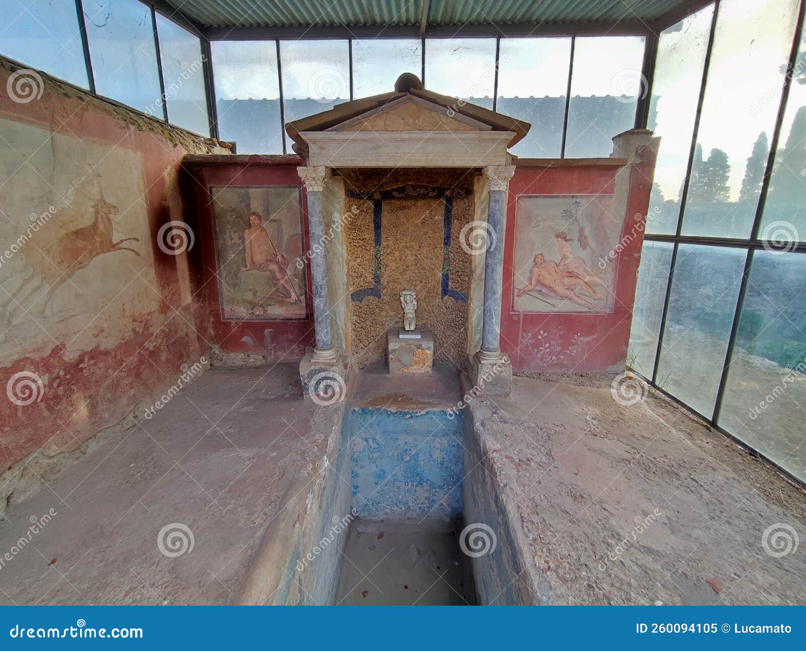 Pompei - Ninfeo Della Casa Di Ottavio Quartione Editorial Image - Image ...