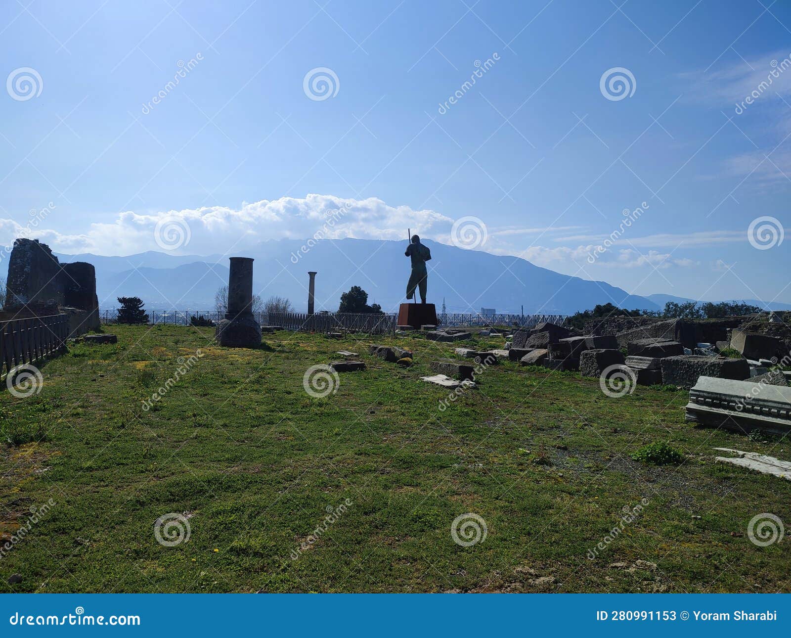 Pompeii Ruins Editorial Image | CartoonDealer.com #44691802 Pompeii Ruins Editorial Image | CartoonDealer.com #44691802