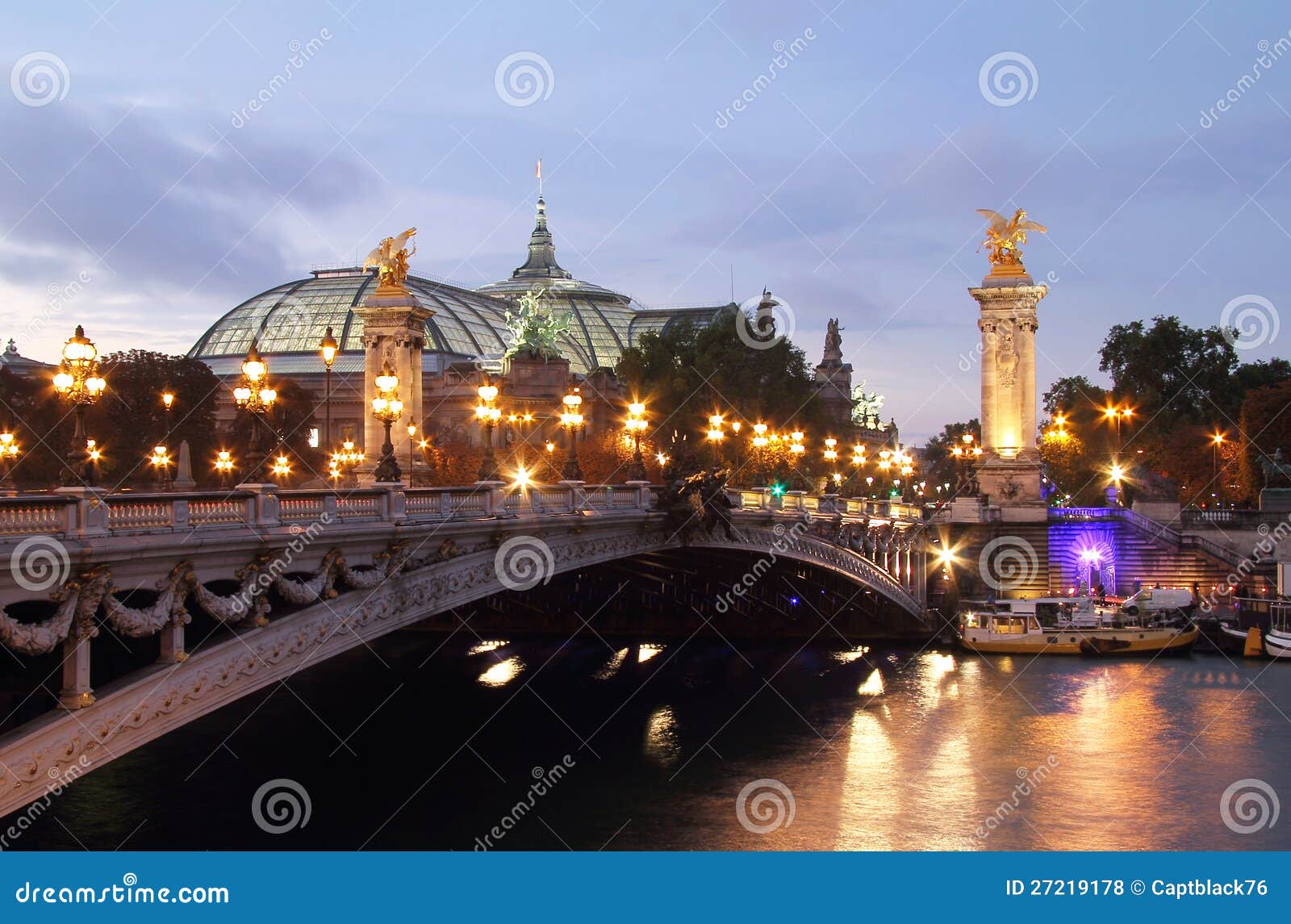 Pont Alexandre III at Dusk . Paris Stock Photo - Image of alexandre ...