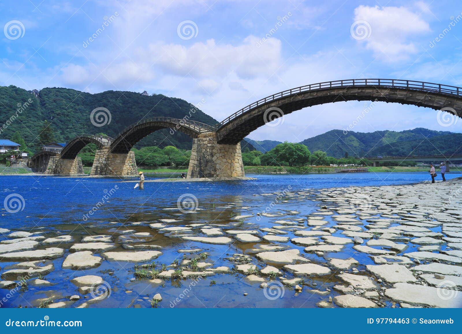Pont De Kintai Dans Iwakuni, Yamaguchi Photo stock éditorial - Image du ...