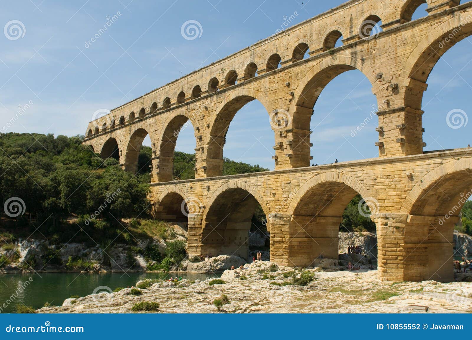 Pont Du Gard, Roman Brug in De Provence, Frankrijk Stock Foto - Image ... Pont Du Gard, Roman Brug in De Provence, Frankrijk Stock Foto - Image ...