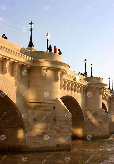 The Pont Neuf bridge editorial stock image. Image of river - 2192744