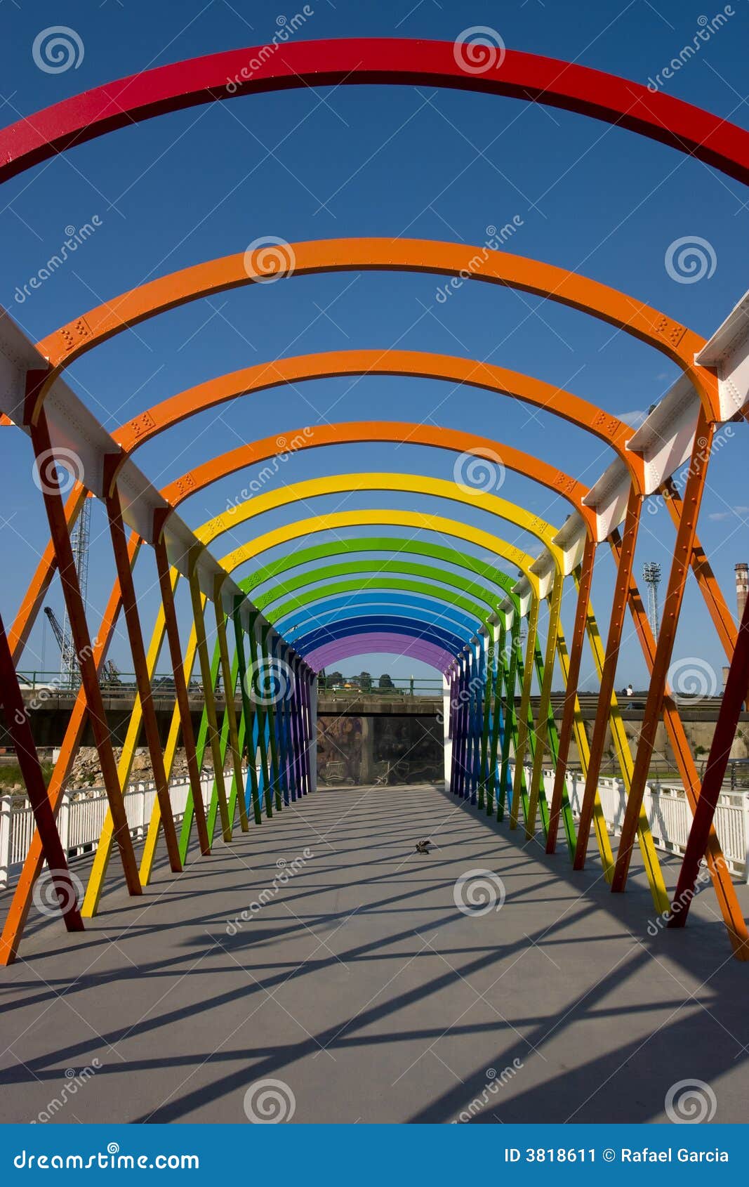 Ponte colorida imagem de stock. Imagem de cores, colorido - 3818611