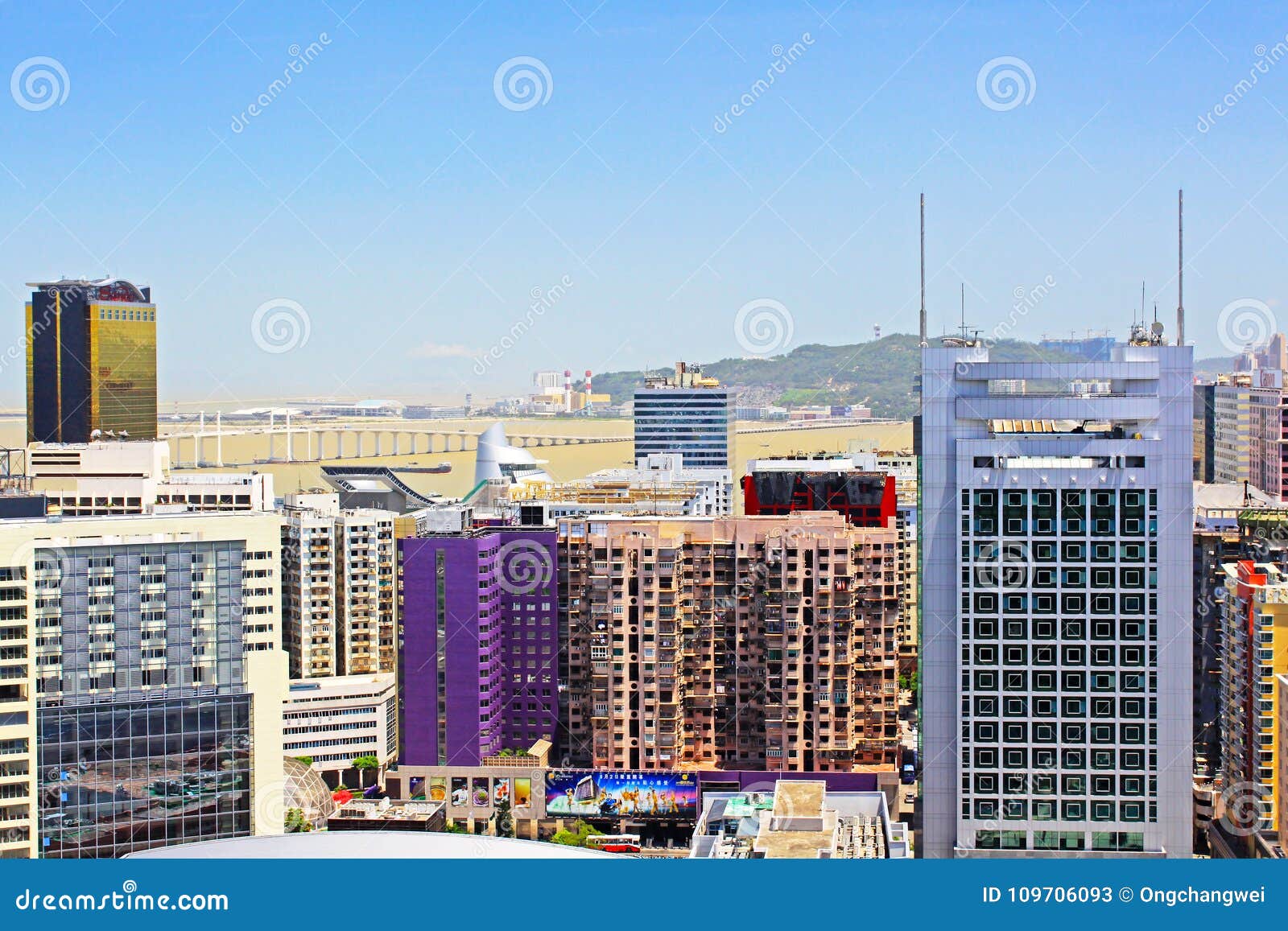 Ponte De Amizade E Arquitetura Da Cidade, Macau, China Foto de Stock ...