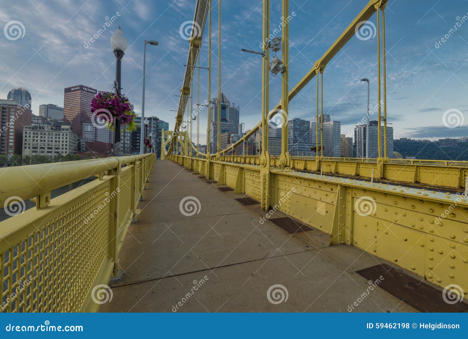 Ponte Do Clemente De Roberto Foto de Stock Editorial - Imagem de amarelo, urbano: 59462198