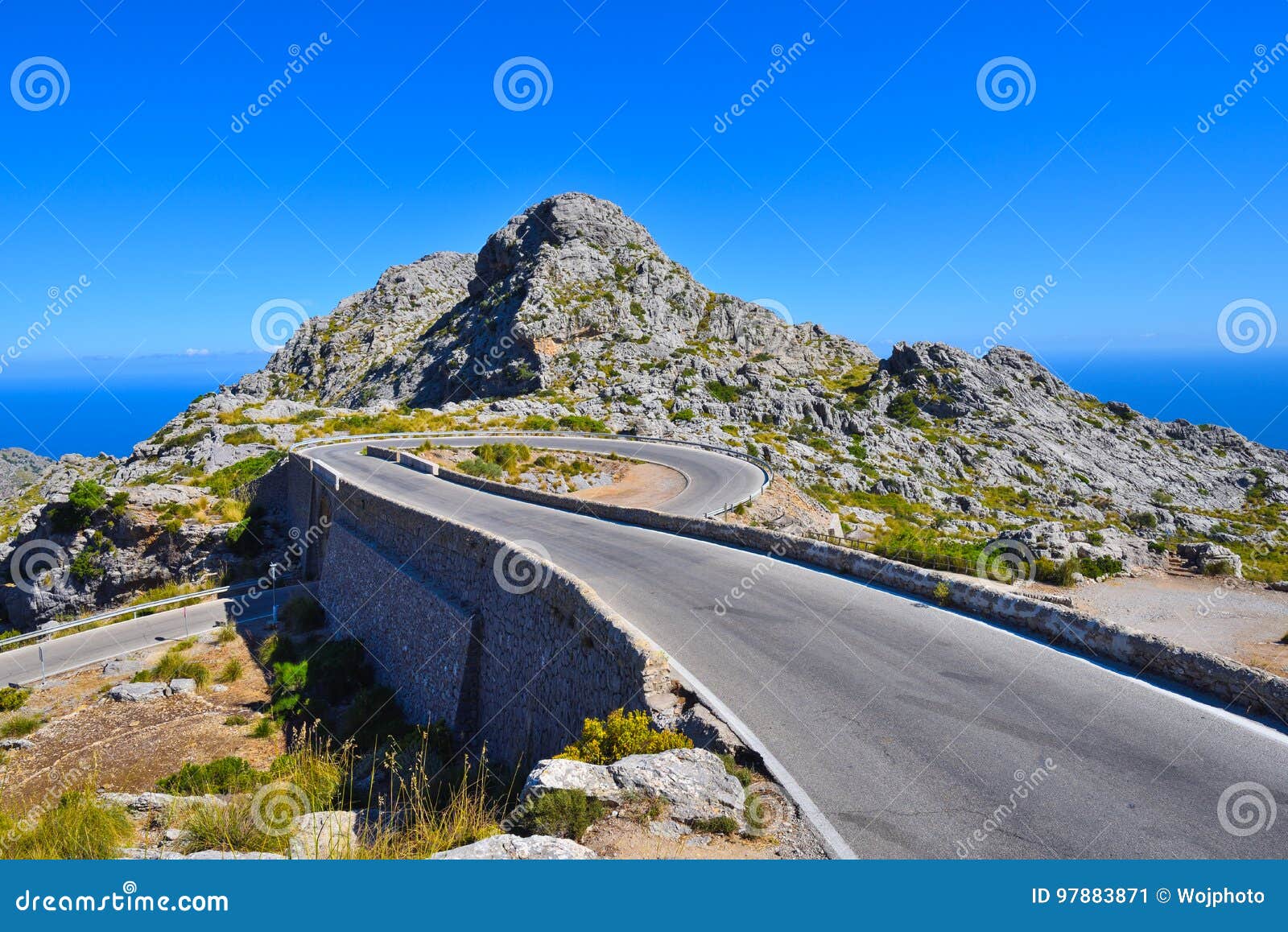 A Ponte Espiral Na Ilha De Majorca Na Espanha Imagem de Stock - Imagem ...