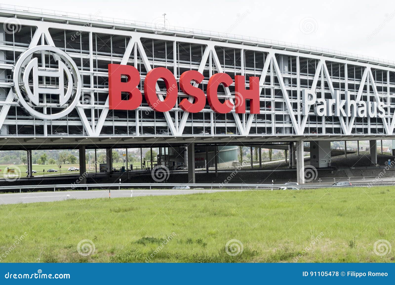 Ponte Estugarda Do Sinal Da Marca Registrada De Bosch Foto de Stock ...