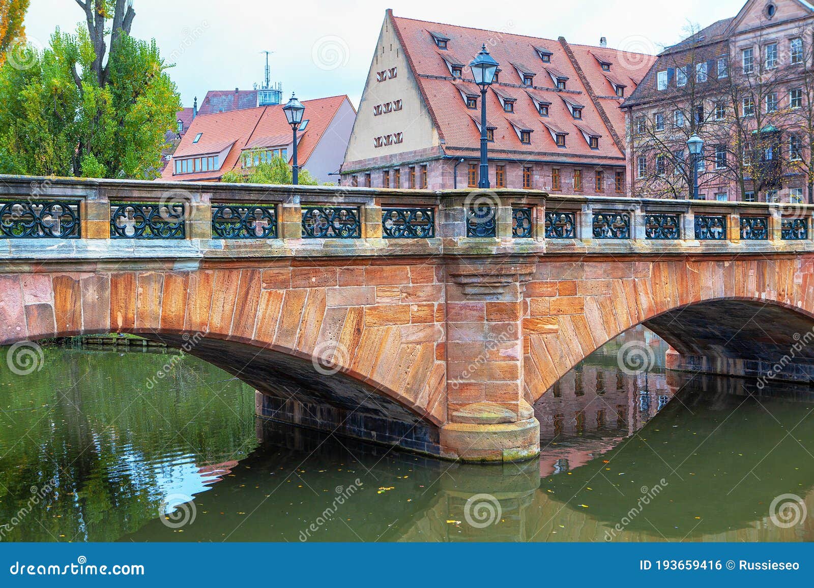 Ponte medieval arquivada foto de stock. Imagem de europa - 193659416