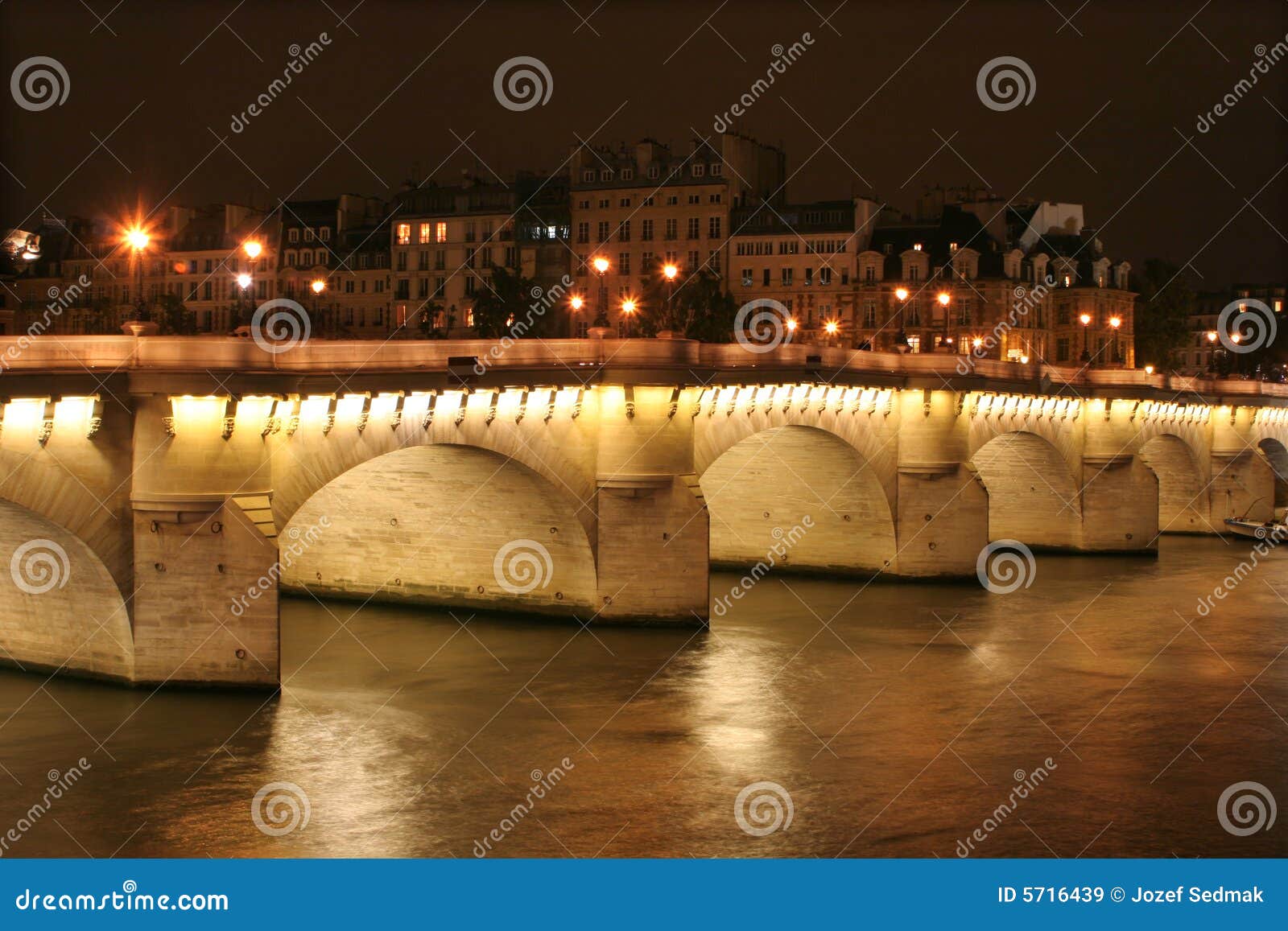 Ponte Nuef - New Bridge in Paris Stock Image - Image of alight, river ...
