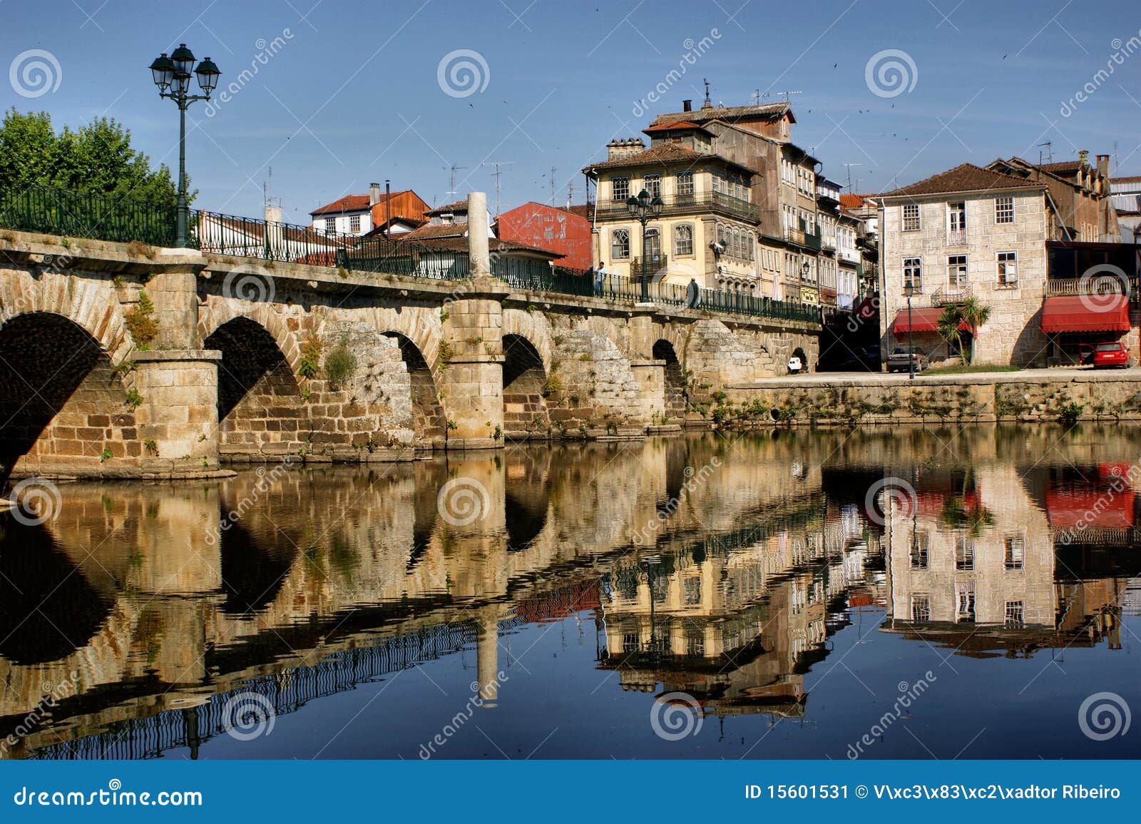 Ponte romana de Chaves imagem de stock. Imagem de pedra - 15601531