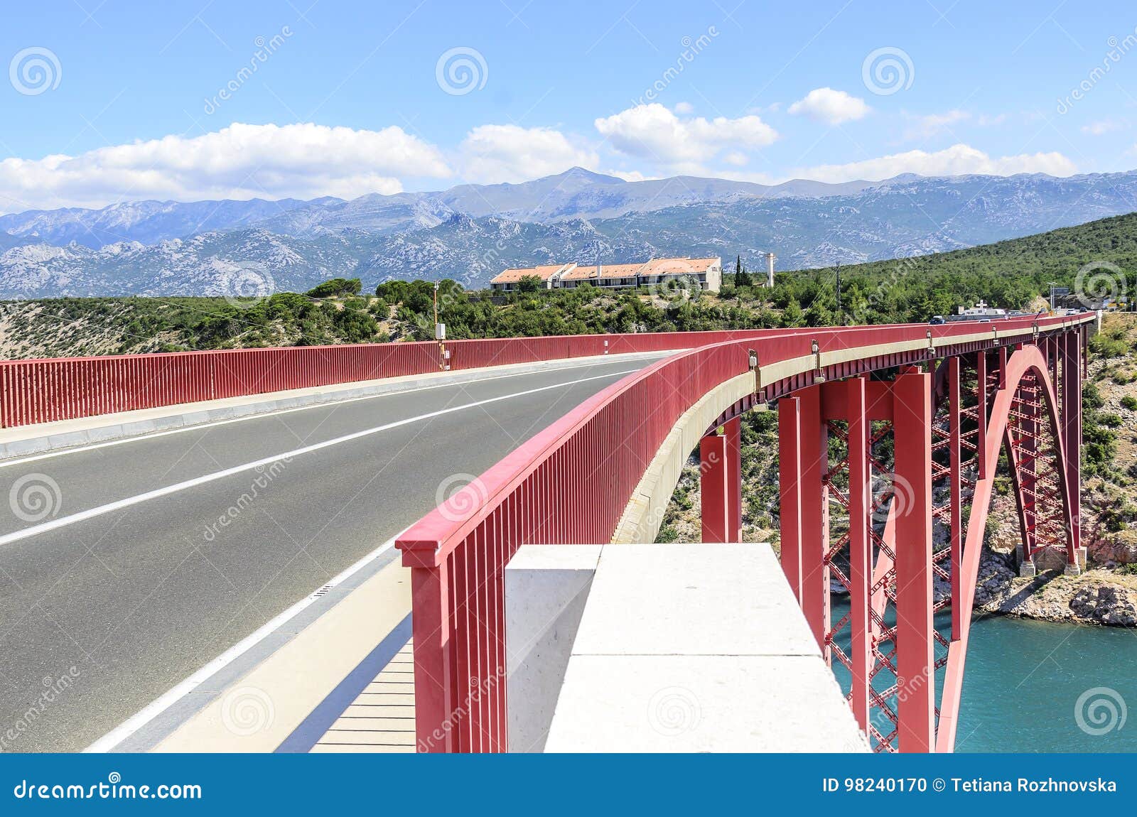 Ponte Rosso Maslenica, Croazia Fotografia Stock - Immagine di croazia ...