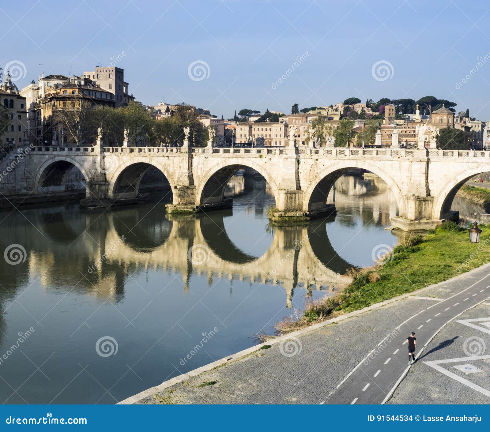 Ponte Sant ` Angelo redactionele stock afbeelding. Image of gebouw ...