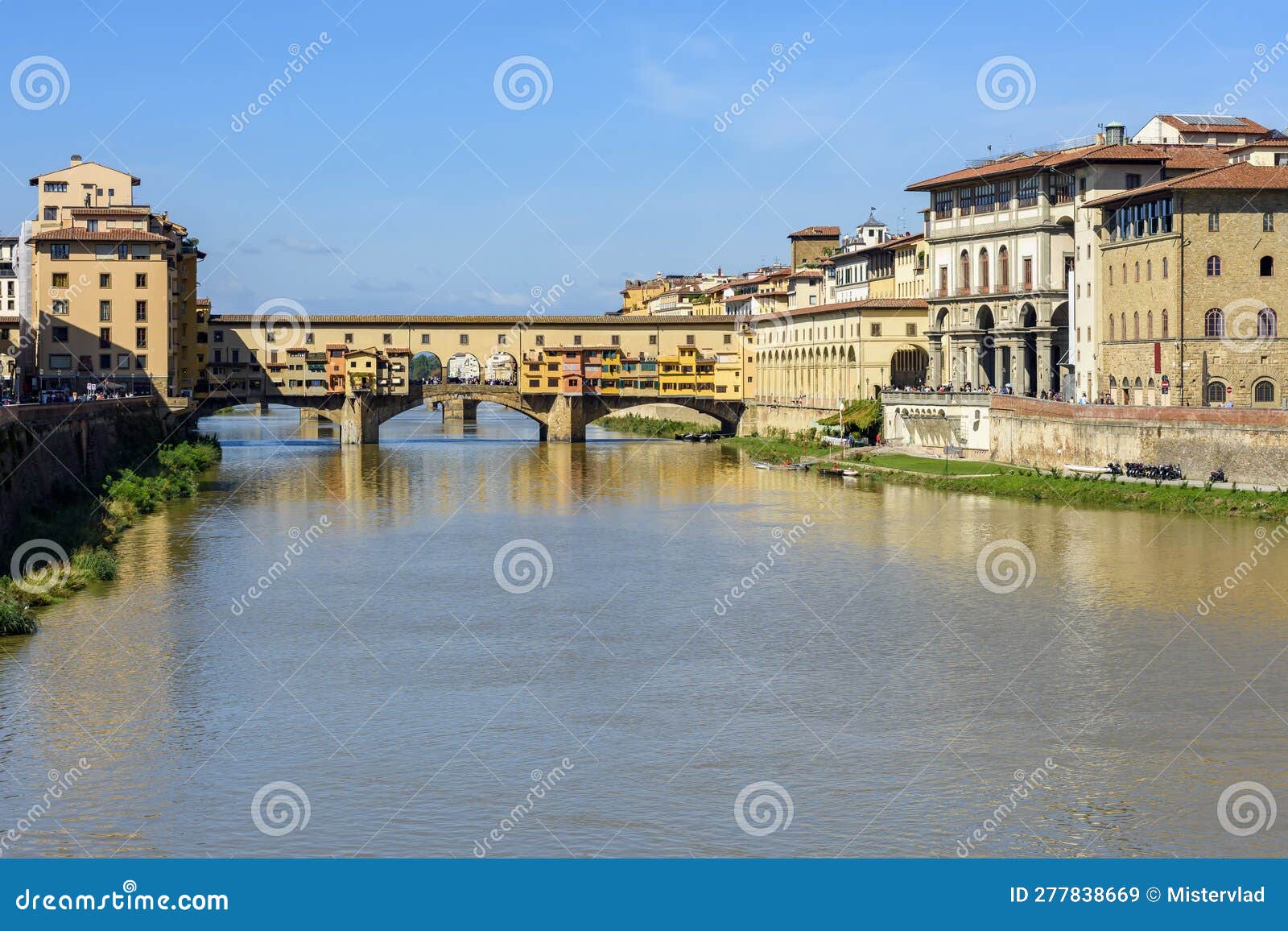 Ponte Vecchio Bridge Over Arno River in Florence, Italy Stock Image ...