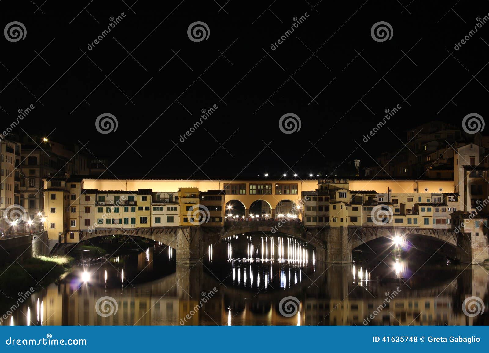Ponte Vecchio Di Notte, Firenze Fotografia Stock - Immagine di notte ...