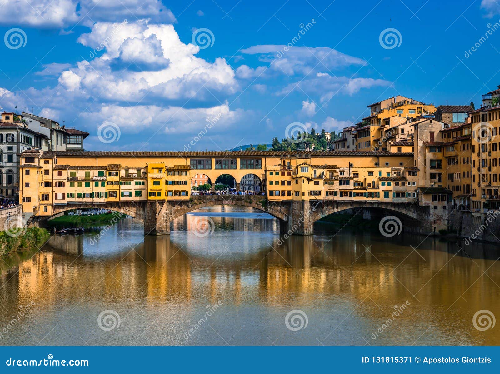 Ponte Vecchio Stary Most W Florencja, Tuscany Zdjęcie Editorial - Obraz ...