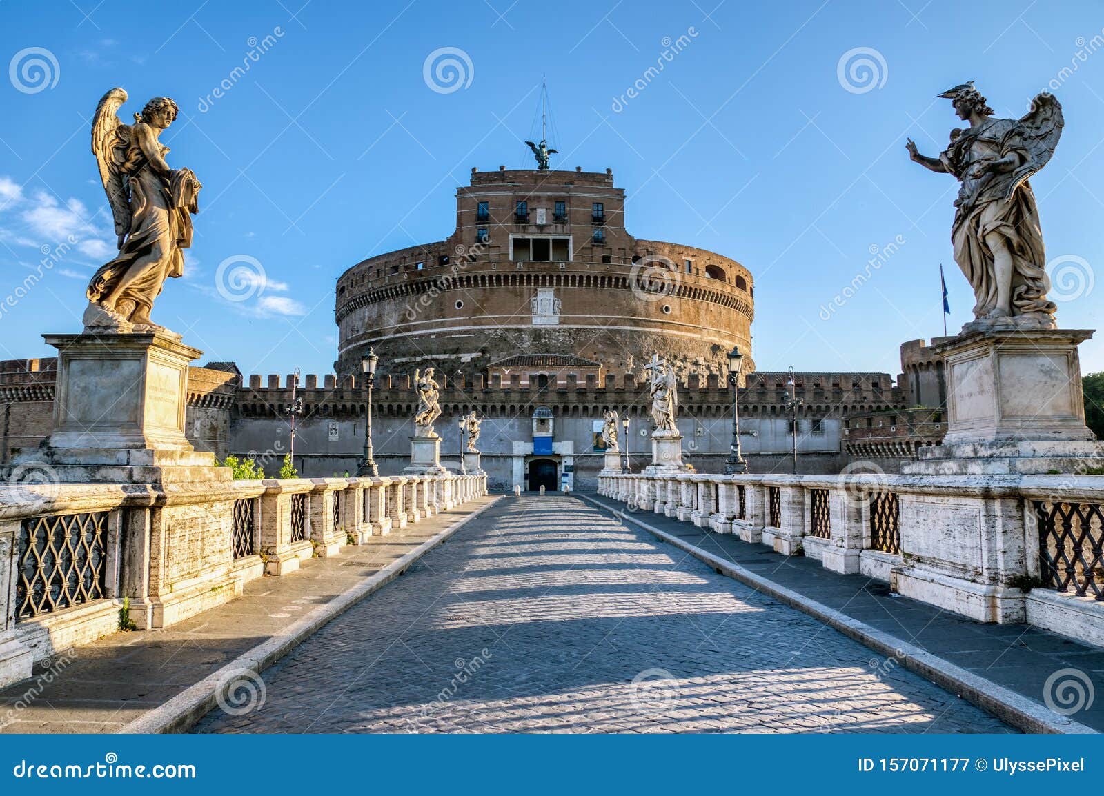 Ponte Y Castel Sant'Angelo - Roma, Italia Imagen de archivo - Imagen de ...