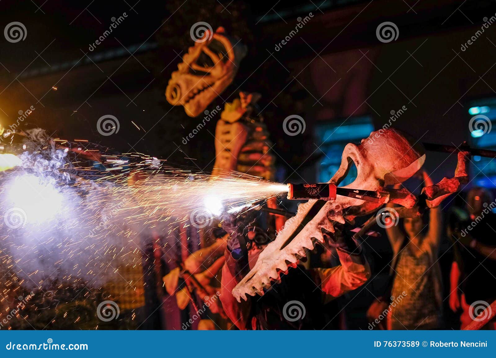 Pontedera, Centro Sete Sois Sete Luas, Mostra Avalot Do Fogo Imagem de ...