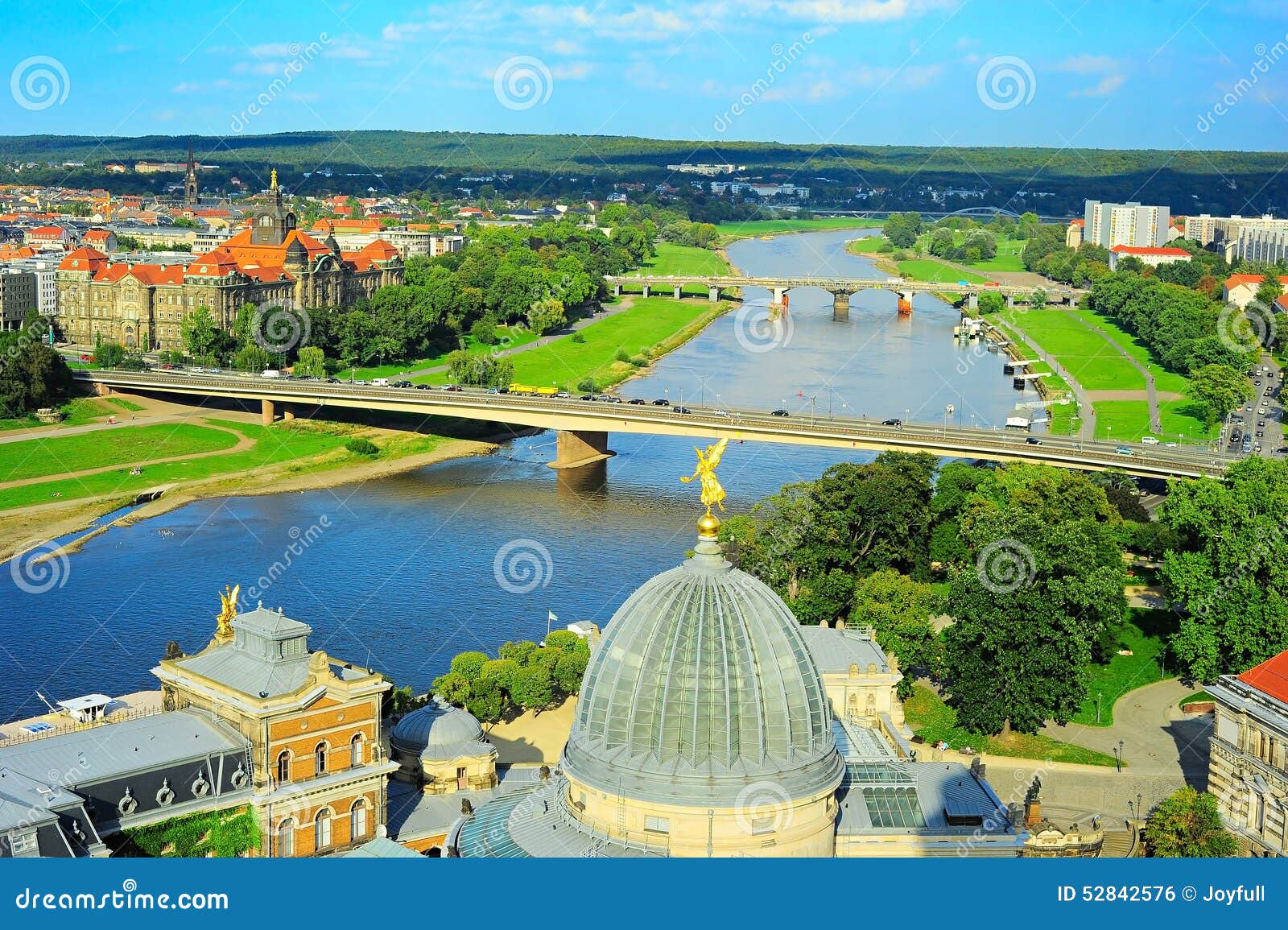 Ponti di Dresda, Germania fotografia stock. Immagine di cityscape ...