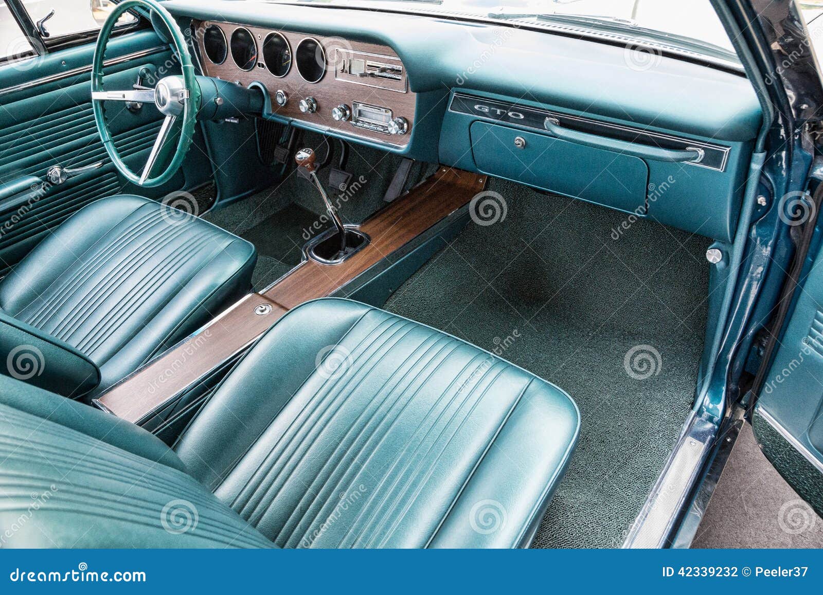 1967 Pontiac GTO editorial photography. Image of automobile - 42339232