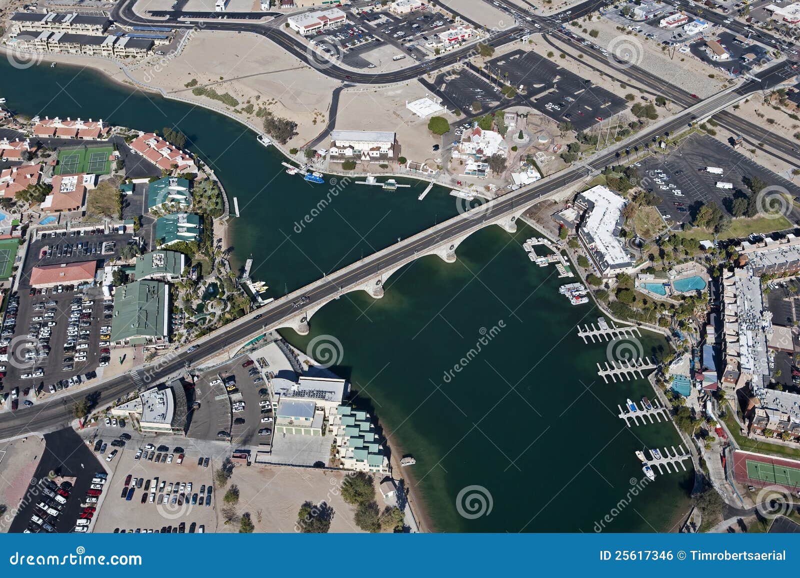 Ponticello di Londra fotografia stock. Immagine di città - 25617346