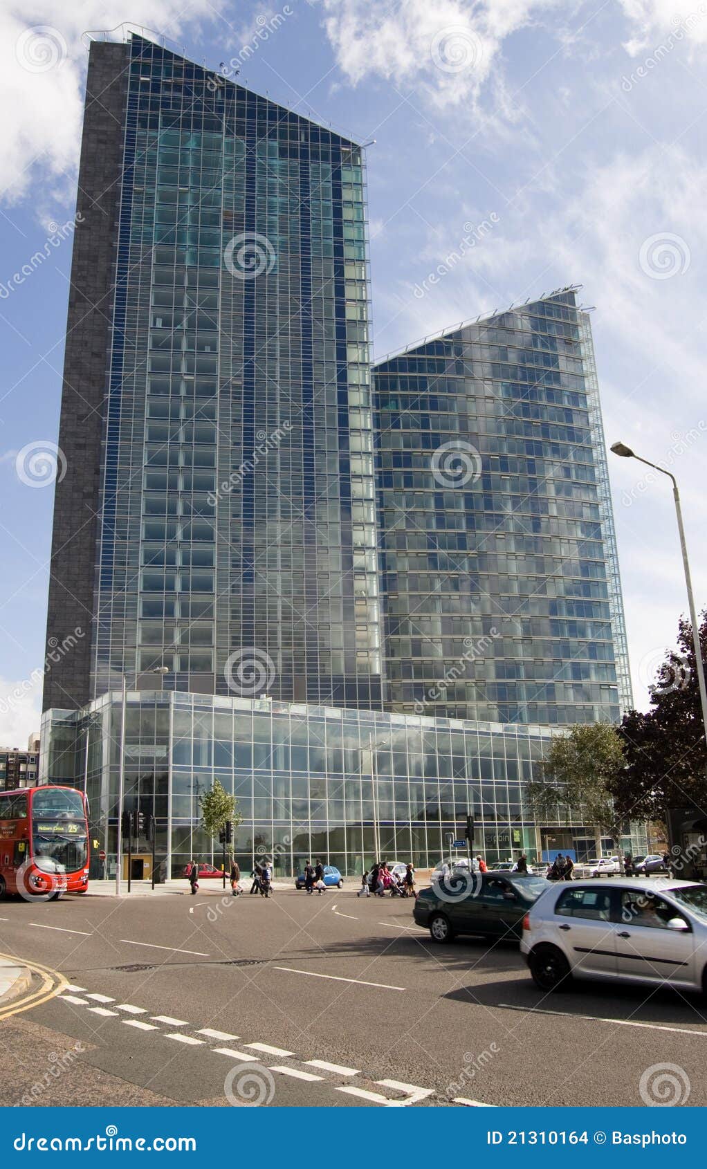 Ponto pioneiro, Ilford imagem de stock editorial. Imagem de torre - 21310164