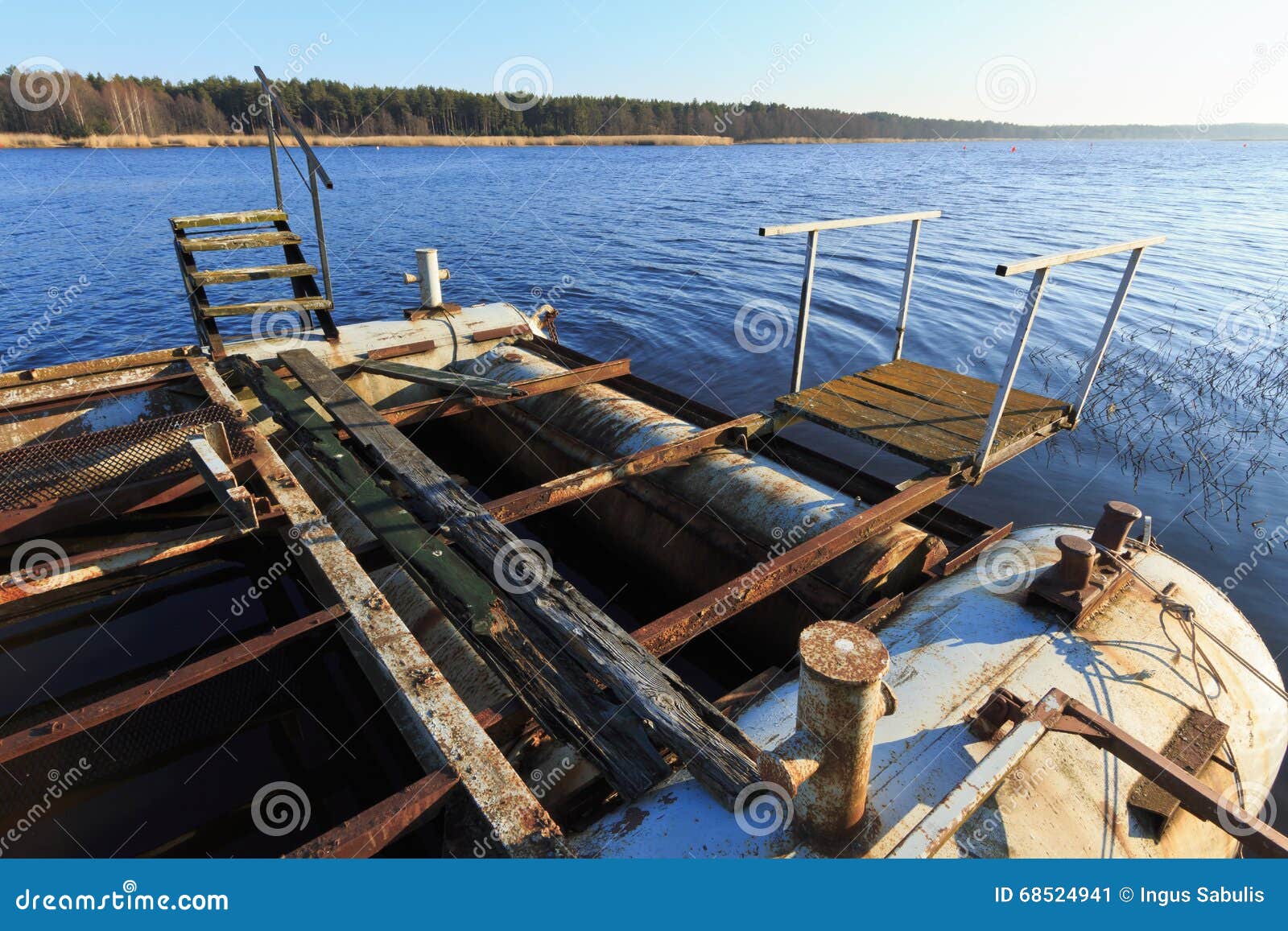 Pontoon2. stock image. Image of wave, sunny, unit, cylinder - 68524941