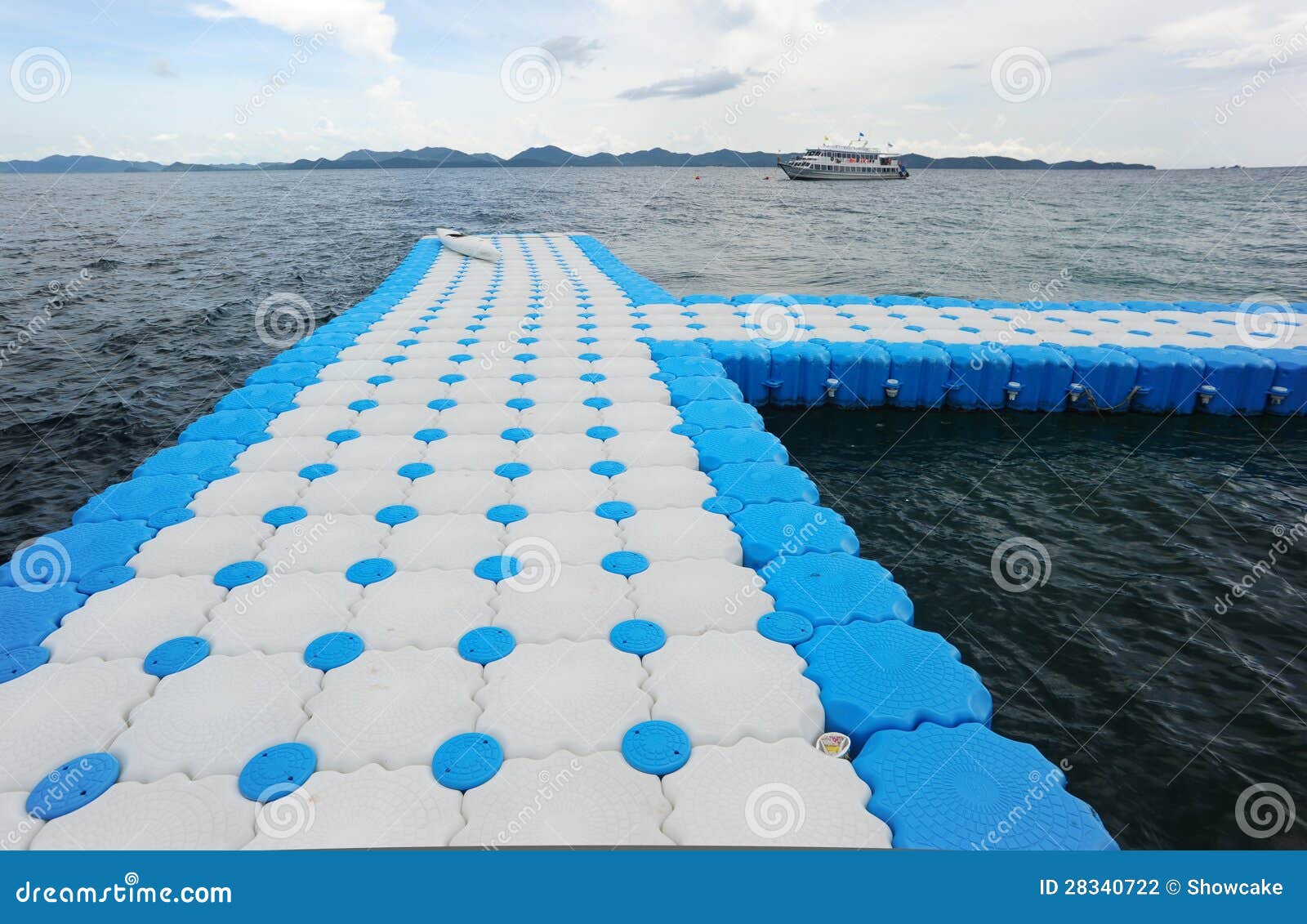 Pontoon pier stock photo. Image of summer, wave, relaxation - 28340722