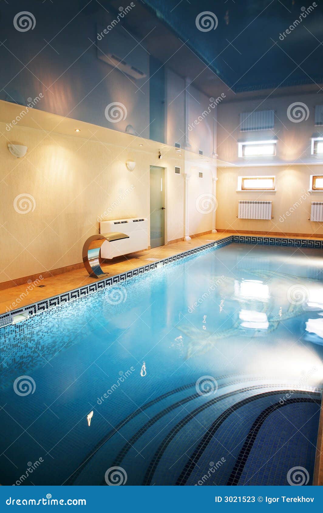 Pool with a mirror ceiling stock image. Image of leisure - 3021523
