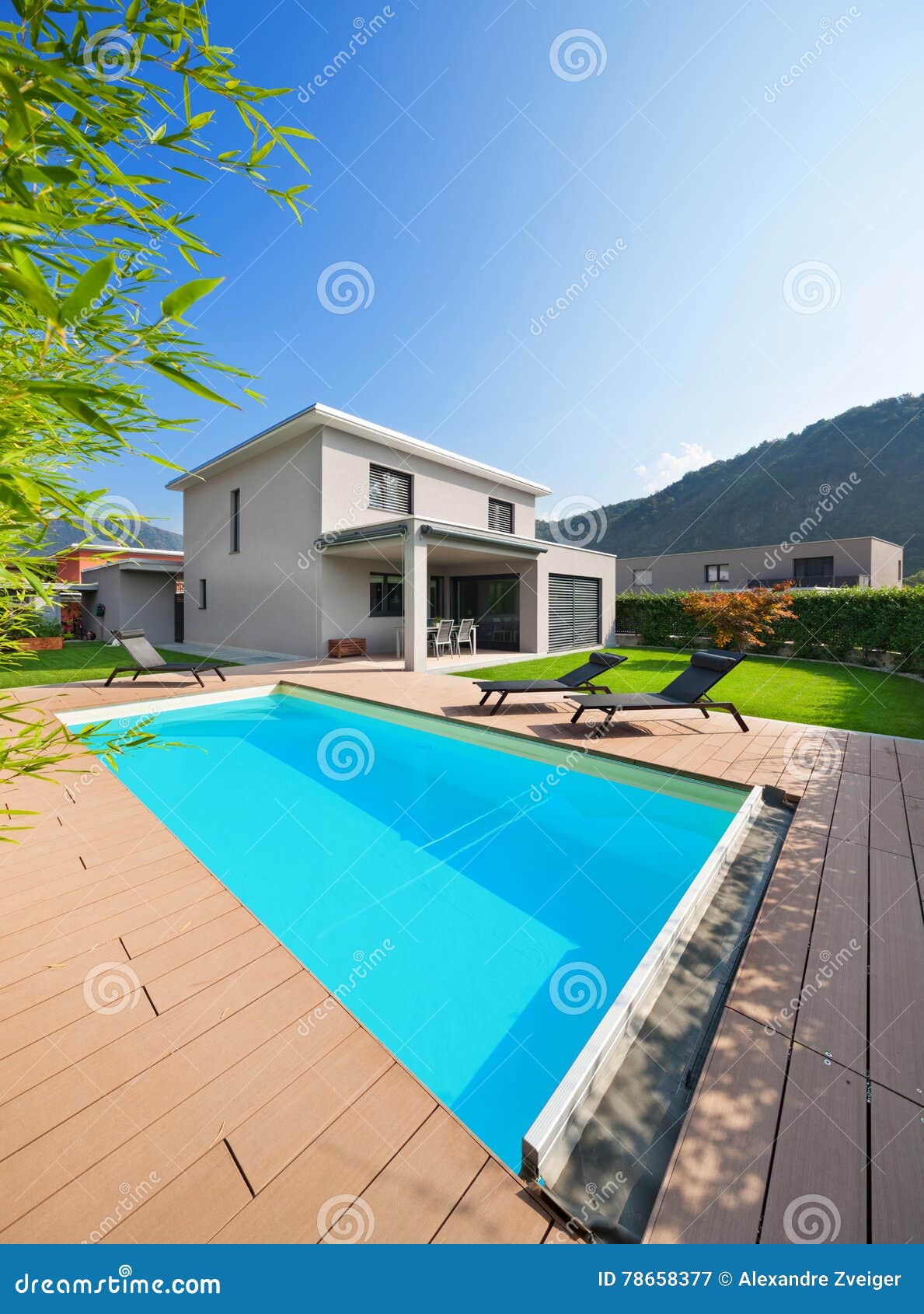 Pool of a modern house stock image. Image of pool, sunlight - 78658377