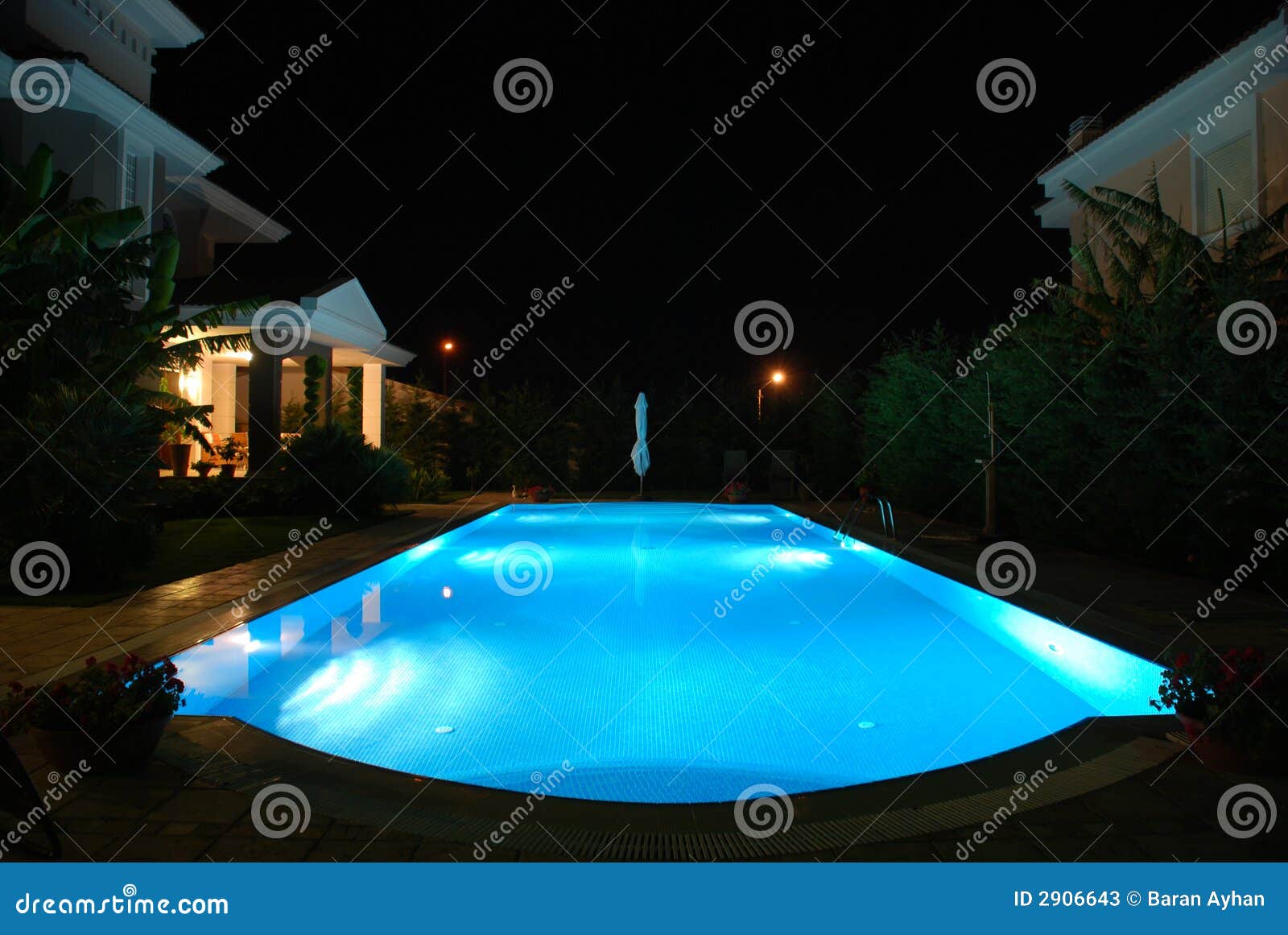 Pool at night stock image. Image of home, luxury, green - 2906643
