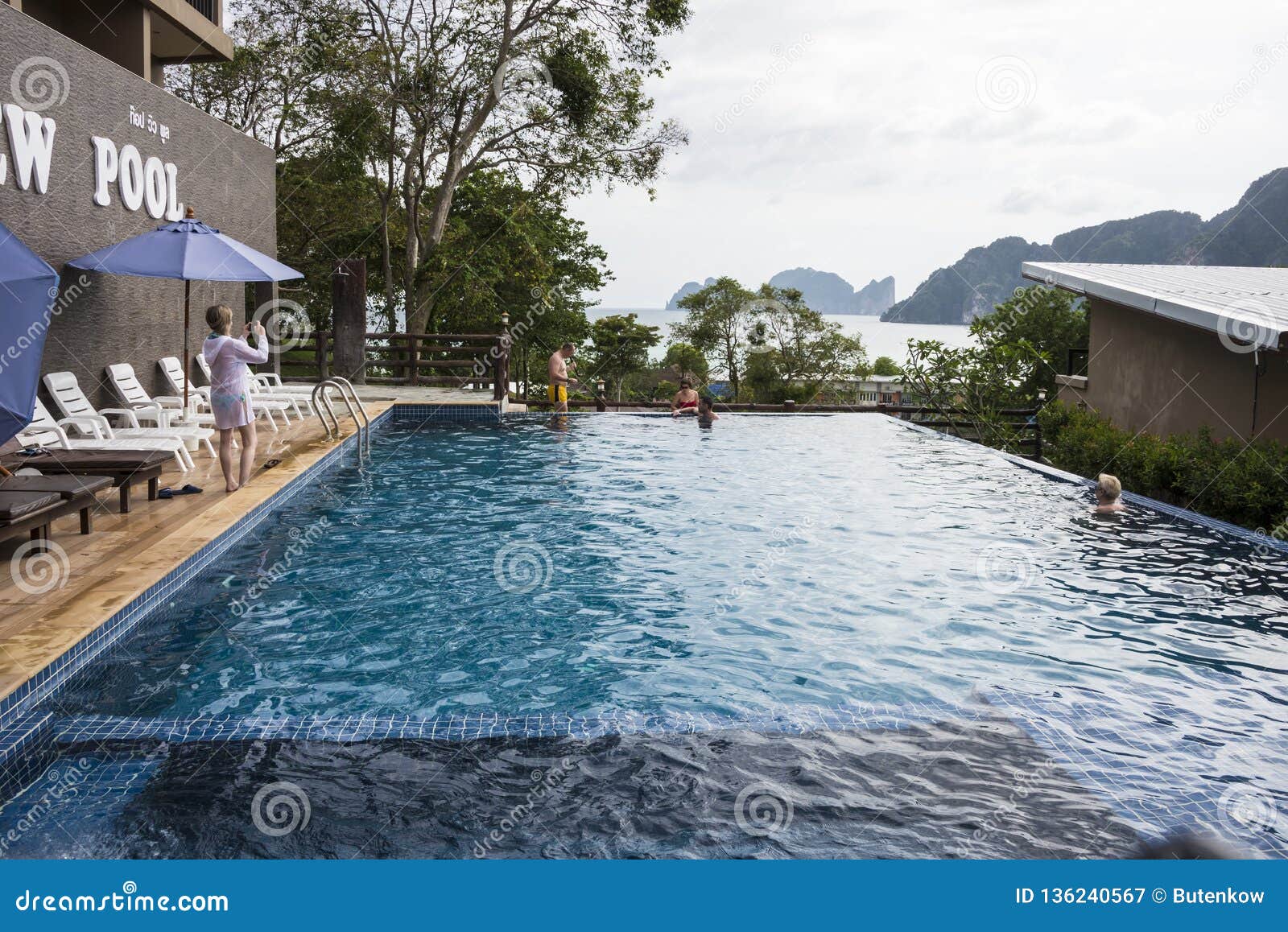 Pool on Phi Phi Don Island, Thailand. Day 17 December 2018 Editorial ...