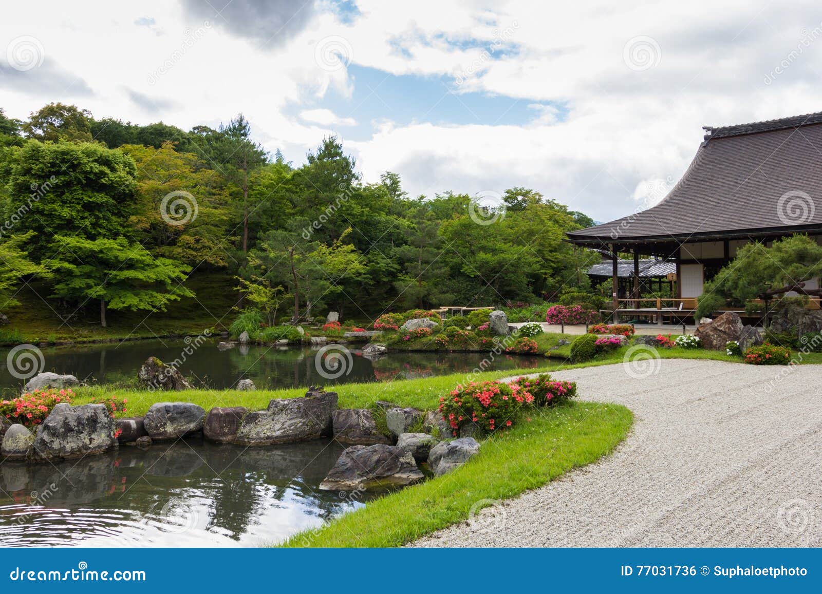 The Pool at Tenryu-ji Temple in Kyoto, Japan Stock Photo - Image of ...