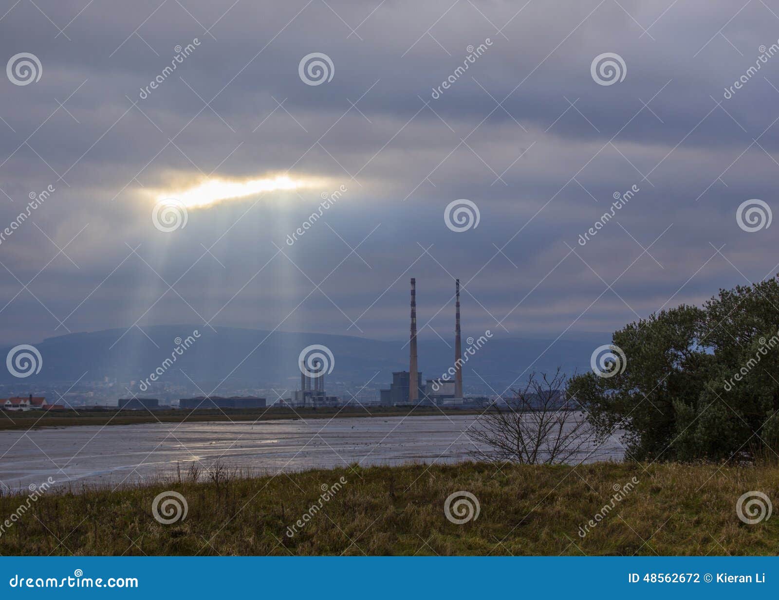 Poolbeg Towers, Ringsend, Dublin Stock Photo - Image of famous ...