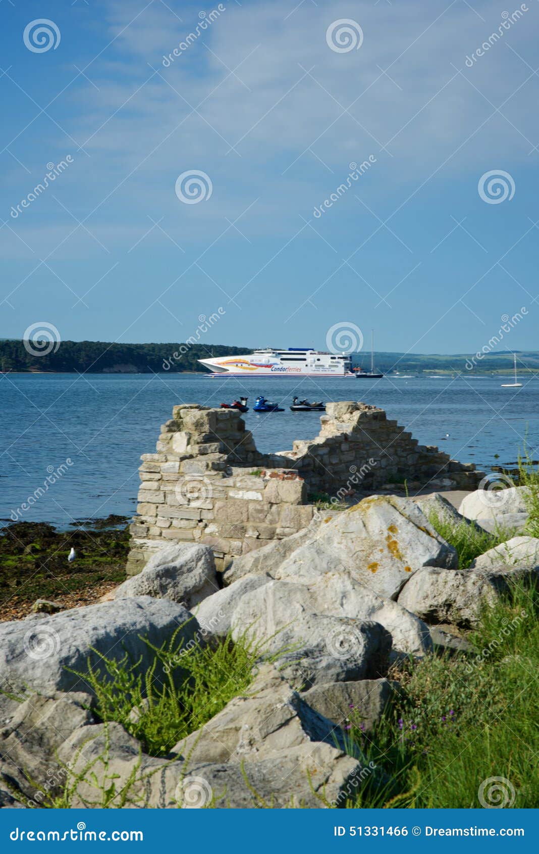 Poole Dorset UK editorial photo. Image of harbour, ferry - 51331466
