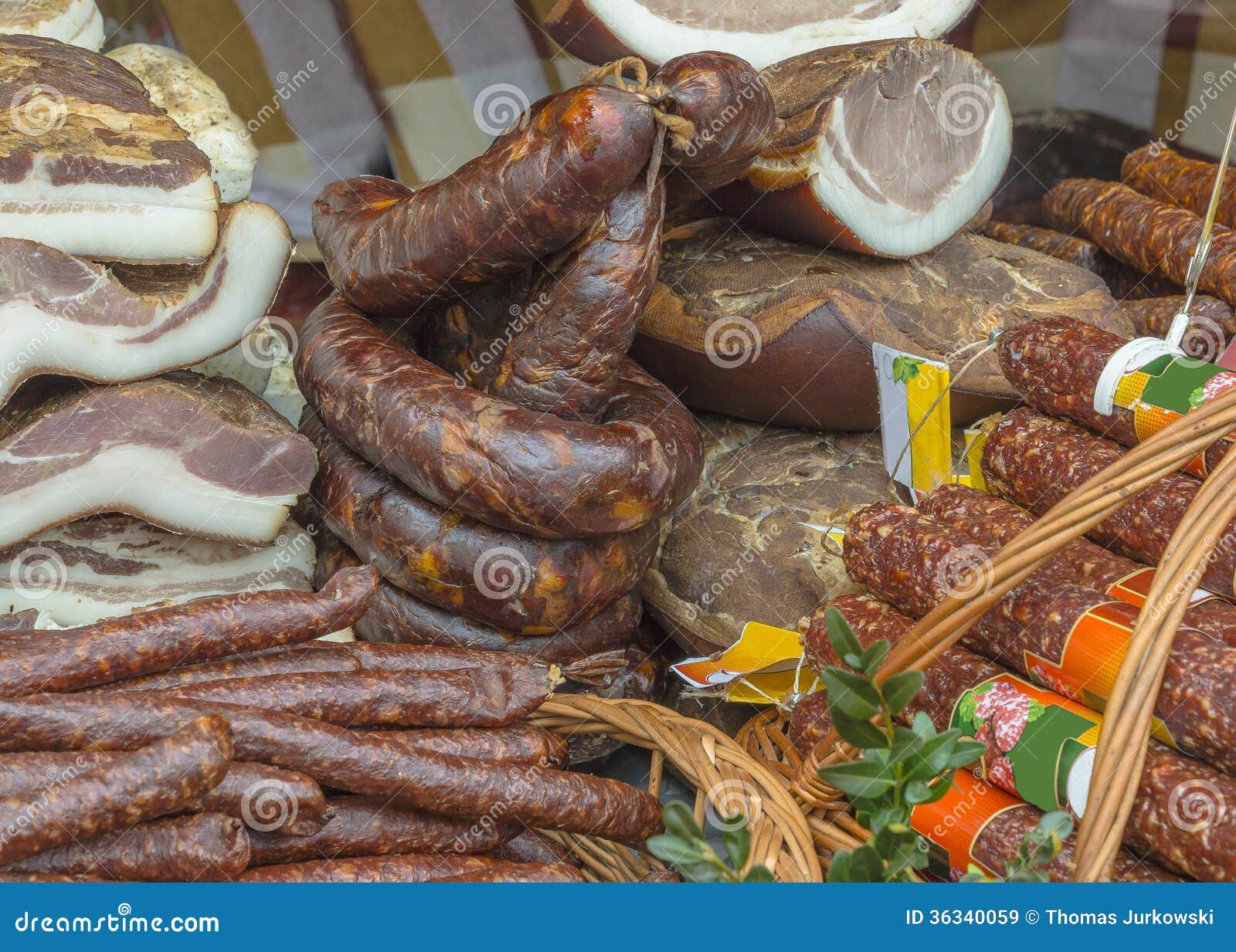 Pools voedsel stock afbeelding. Image of rundvlees, spek - 36340059