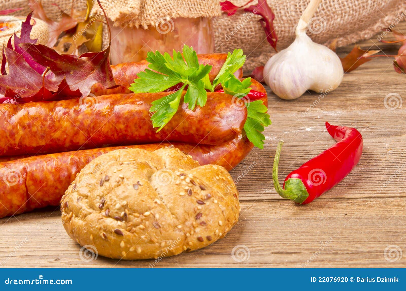 Poolse worst (Polska) stock foto. Image of meisje, buffet - 22076920