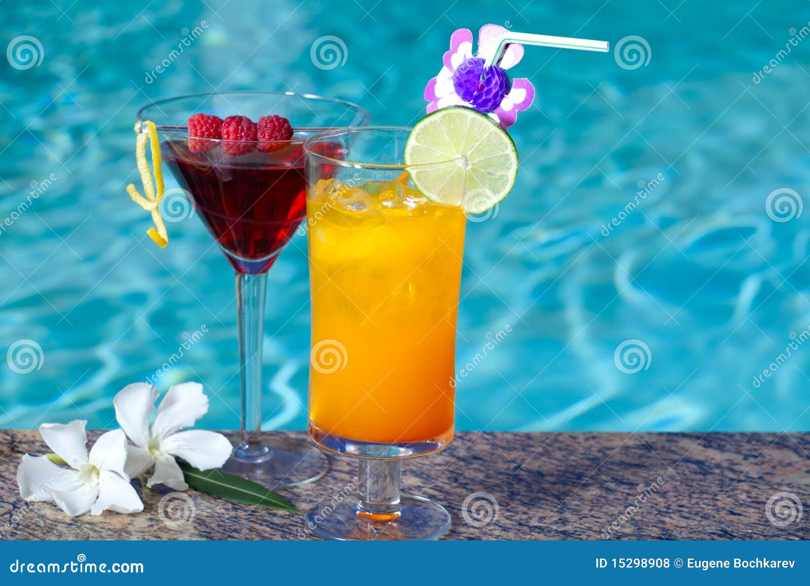 Poolside Cocktails stock photo. Image of lime, garnish - 15298908