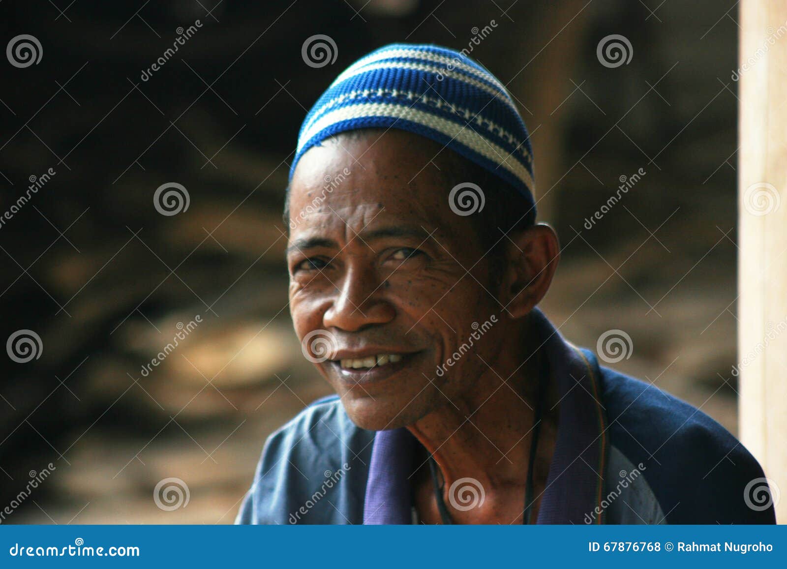 Poor disabled people editorial stock photo. Image of road - 67876768