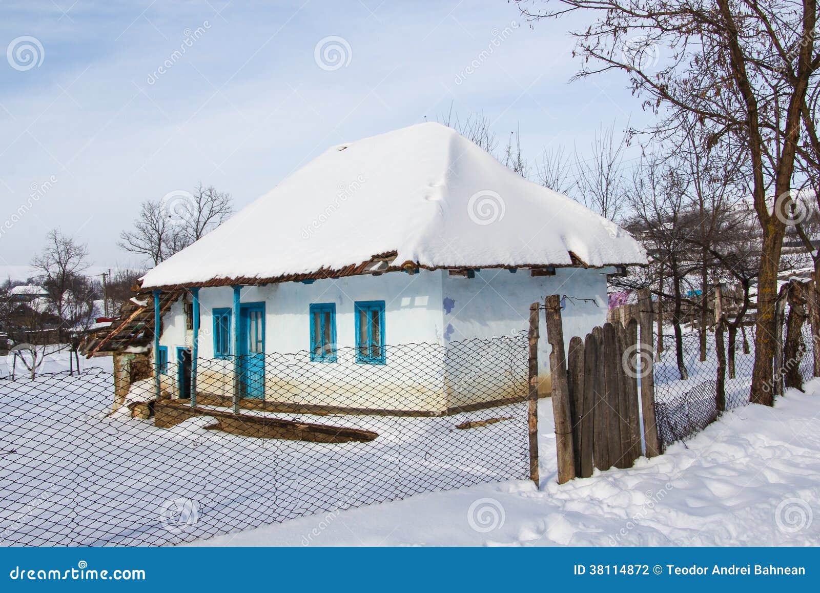 Poor House Stock Photography - Image: 38114872