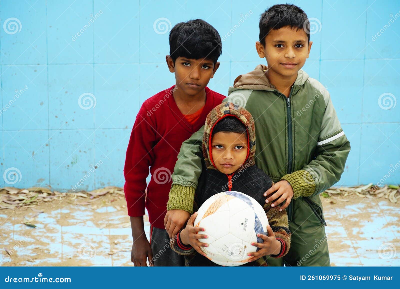 Poor Kids in India Group Image Editorial Image - Image of emotion, girl ...