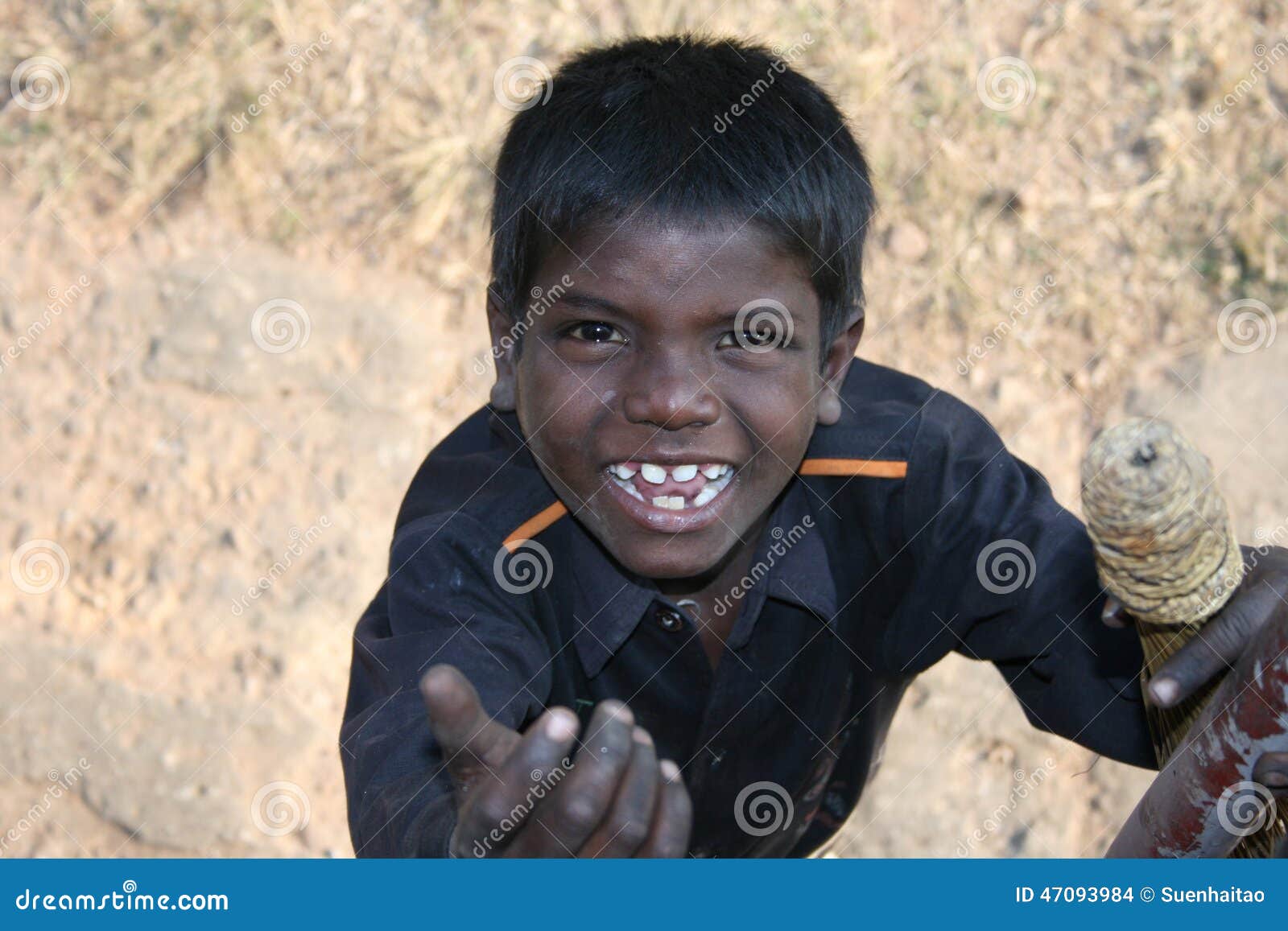 Poor people in India editorial stock image. Image of burnt - 47093984