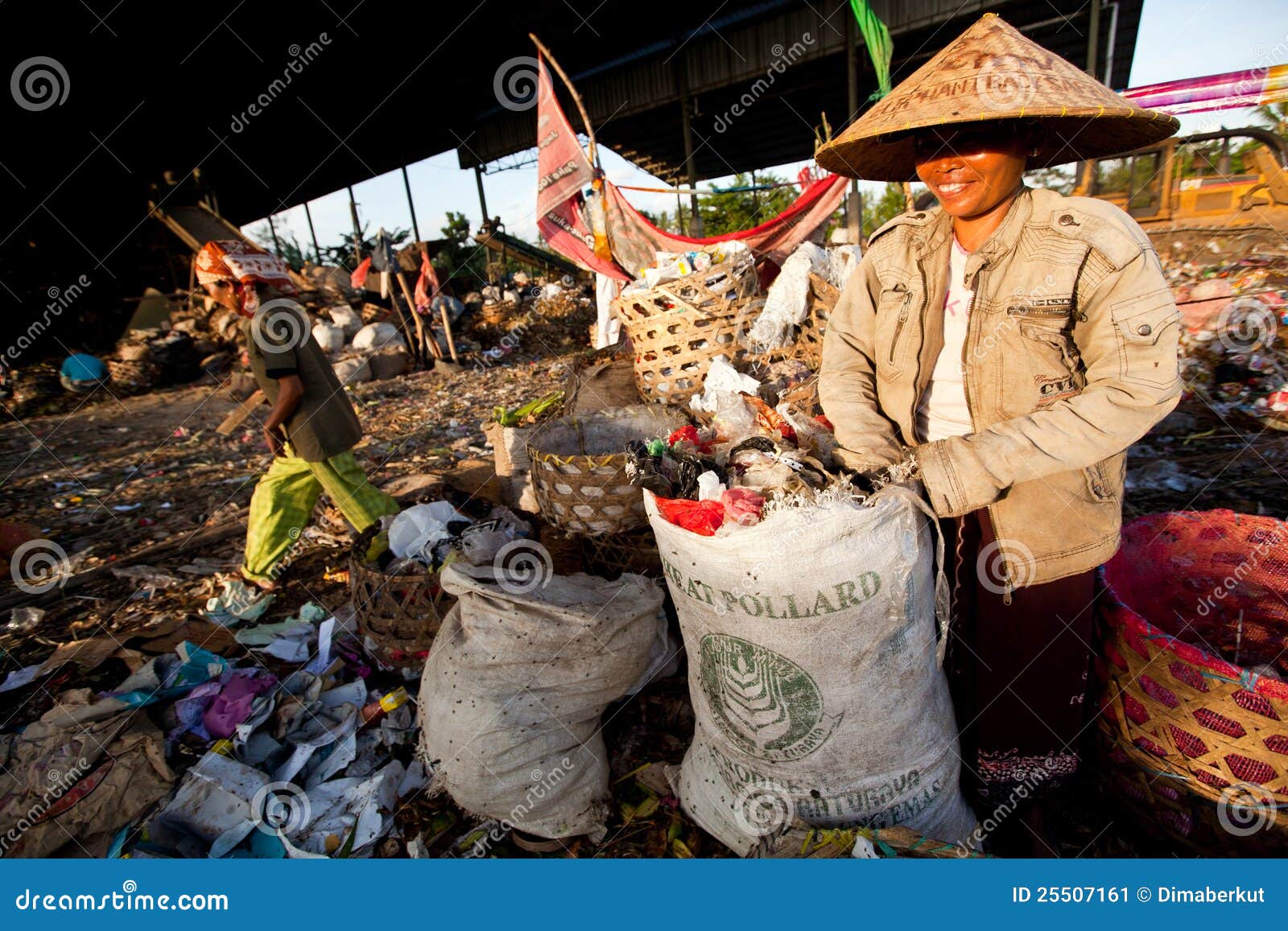 Poor People Working in a Scavenging at the Dump Editorial Photo - Image ...